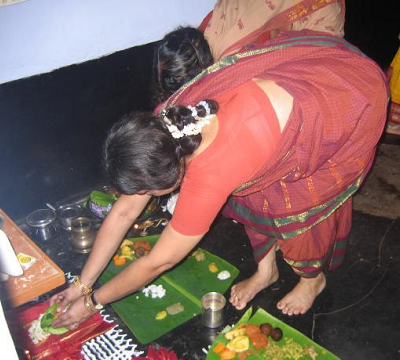 Perform Sumangali Pooja for Long Life of Husband | Harivara.com