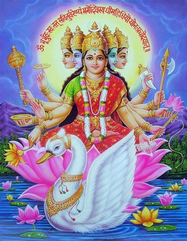 Perform Gayatri Mantra Jaap For Success And Divine Blessings ...
